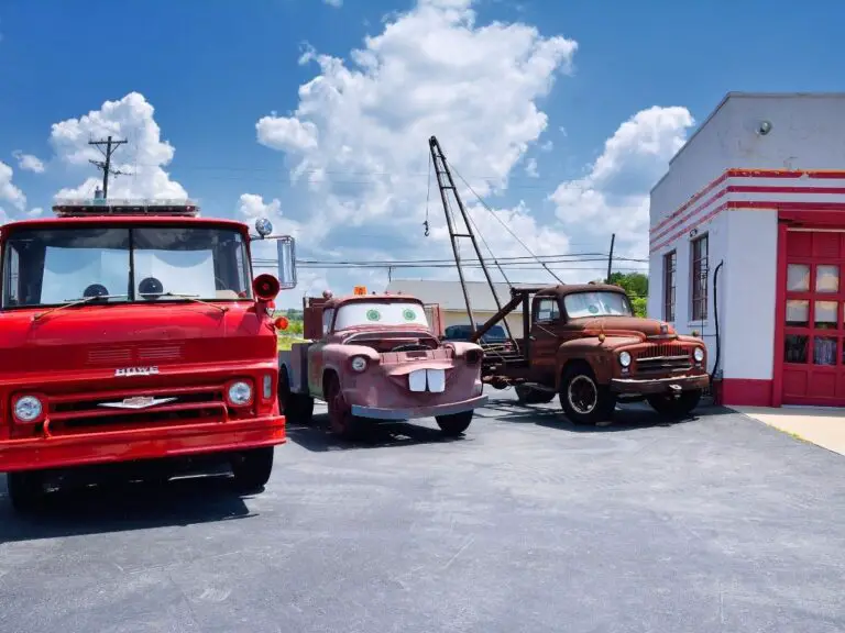 Route 66 - radiator springs in real life? Must see Disney Cars movie ...